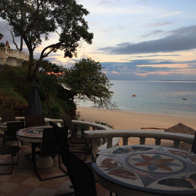 CONTADORA ISLAND DAY PASS - PLAYA CACIQUE - PanaJam Tours