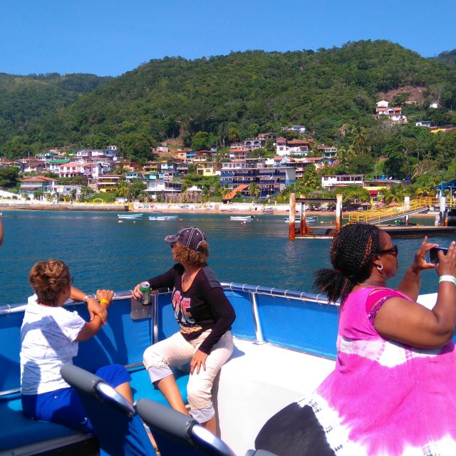 PASADIA EN ISLA TABOGA - PanaJam Tours